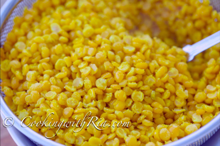 How to make Dhalpuri | Dhal Puri Roti | Trinidad
