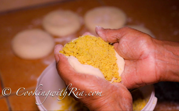 Trinidad Chicken Roti