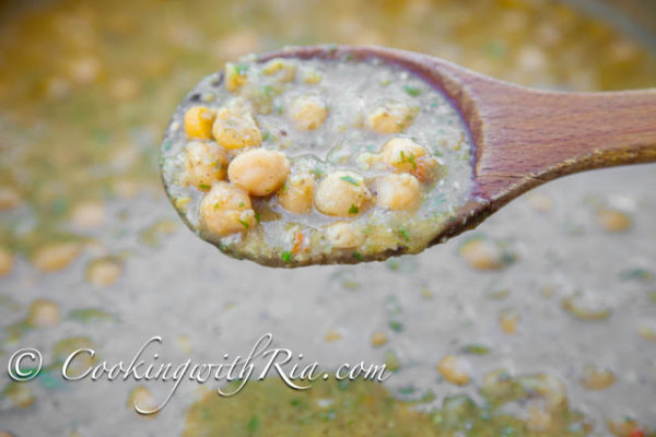 HOW TO MAKE TRINIDAD DOUBLES - DETAILED RECIPE & INSTRUCTIONS