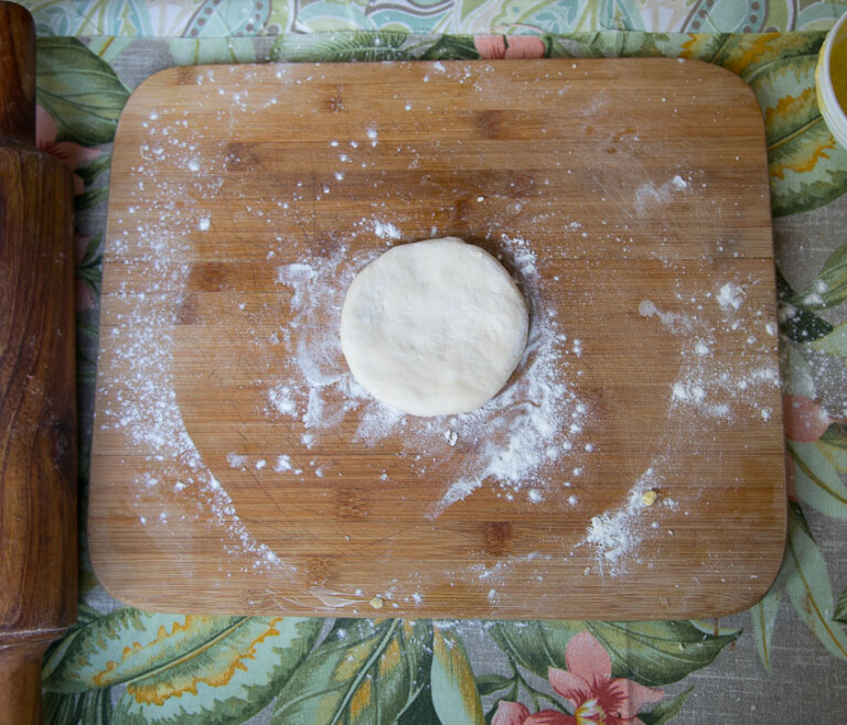 Soft & Silky Guyanese Oil Roti (Clap Roti)