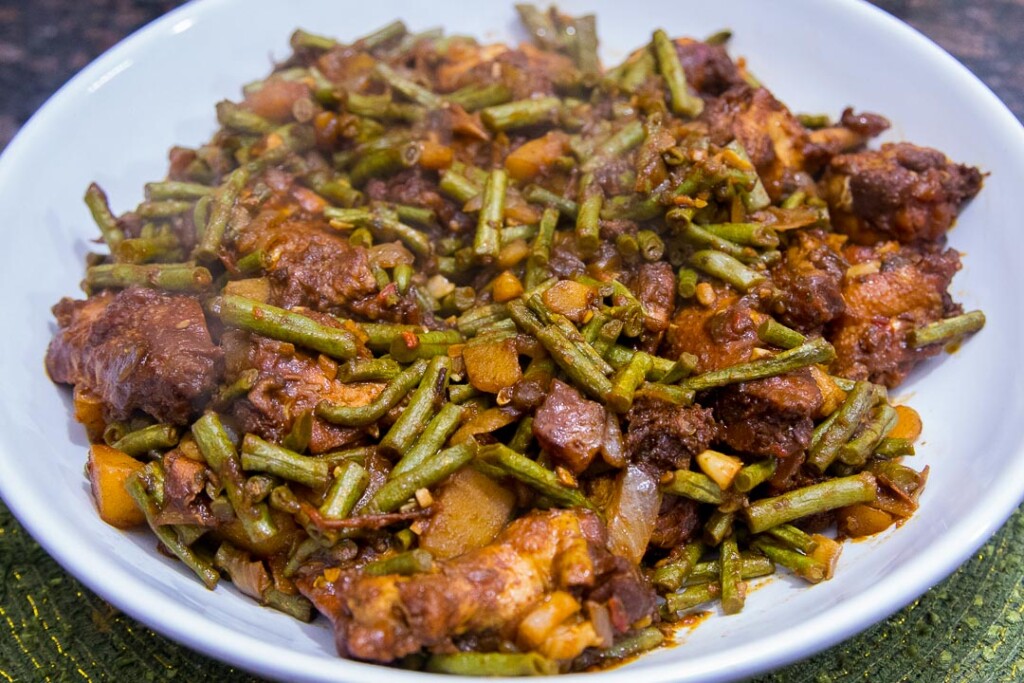 Stewed Chicken with Bodi (Bora / Yard Beans)